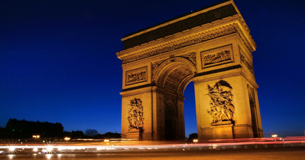 【2023年最新】ロンドン地下鉄・バスでオイスターカードは不要！コンタクトレス(クレジット)カードでOK